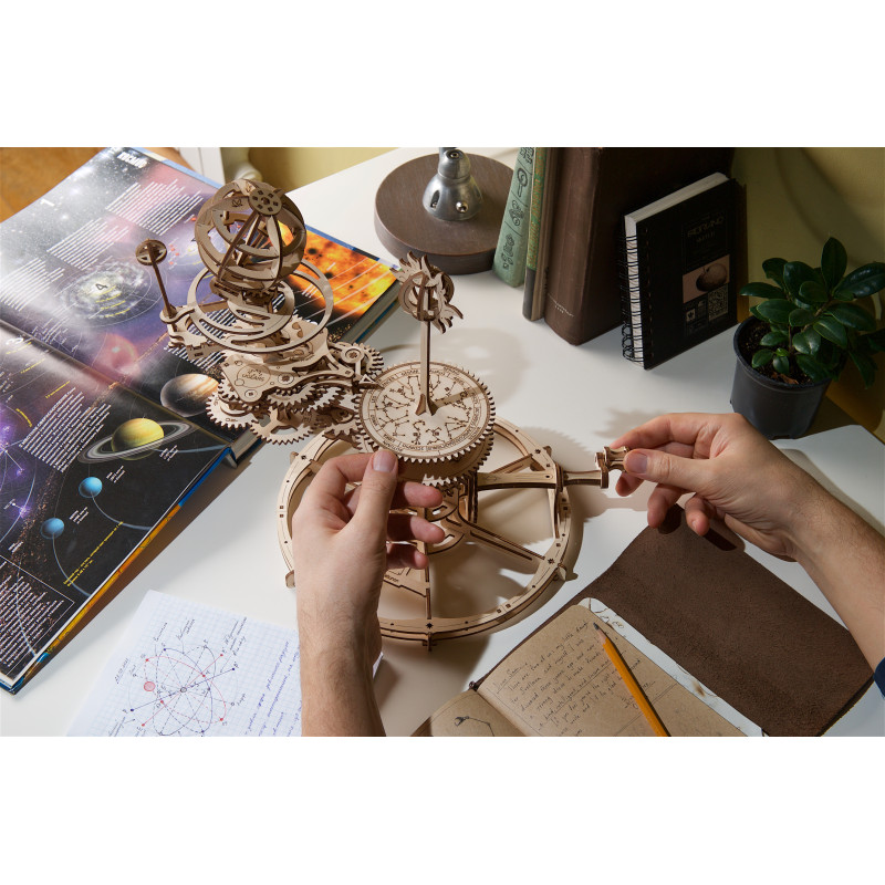 Ugears Mechanical Tellurion