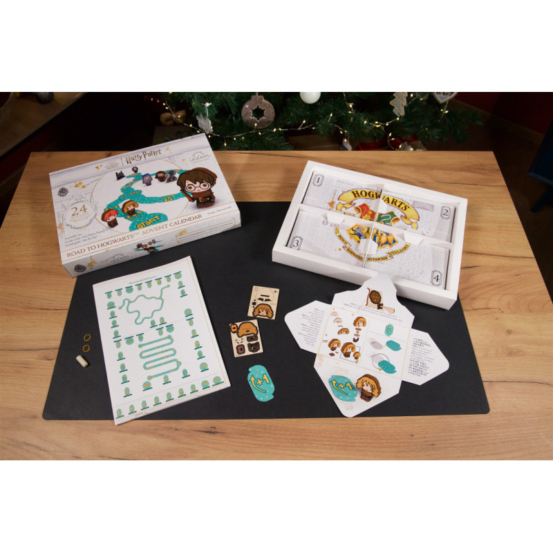 Road to Hogwarts™ Advent Calendar model kit