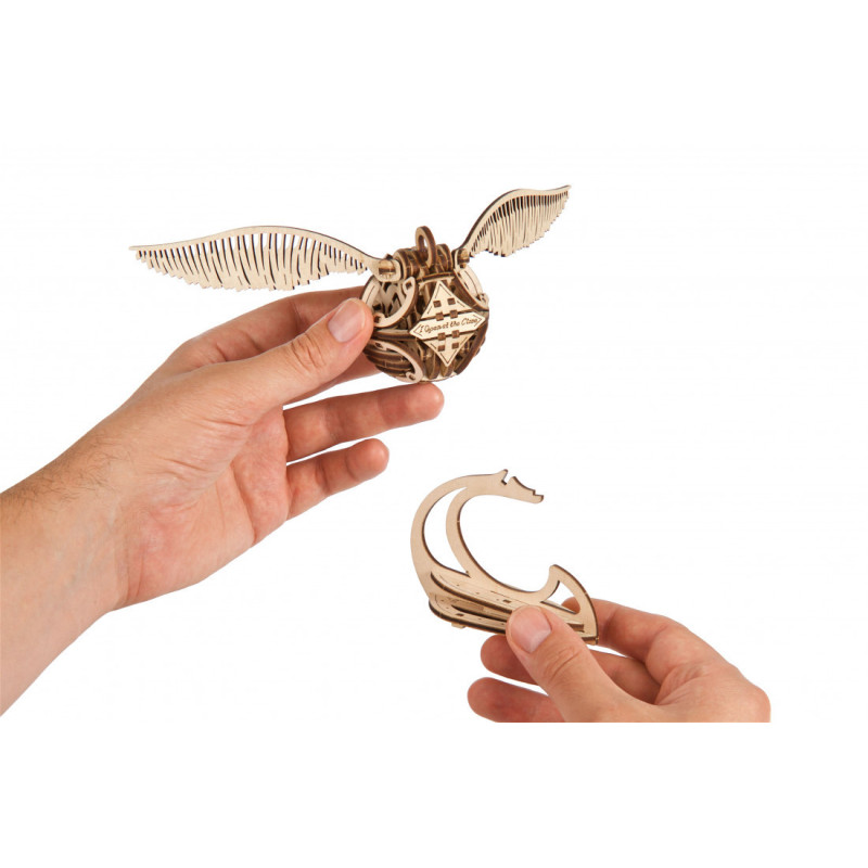 Golden Snitch™ mechanical model kit